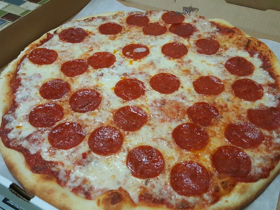 Pizza Pepperoni – Antonio's Pizza